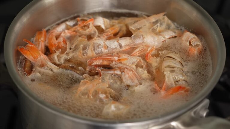 Whole Lobster Cooking Safety - Minimum Internal Temperature Explained ...